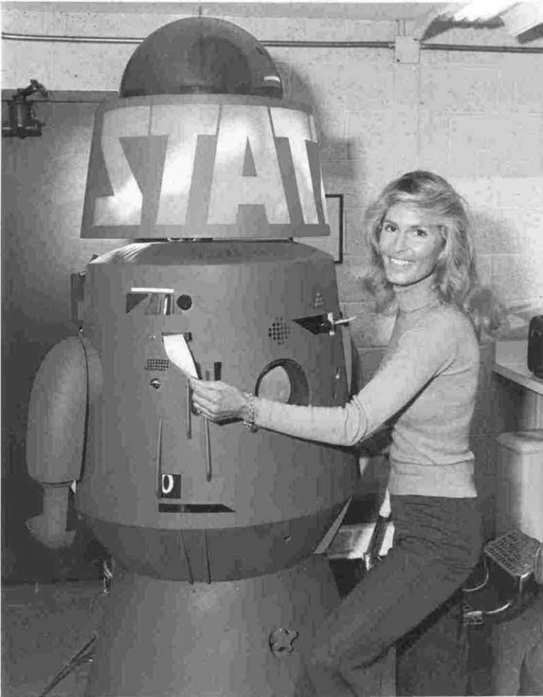 Bio - Regina Meredith